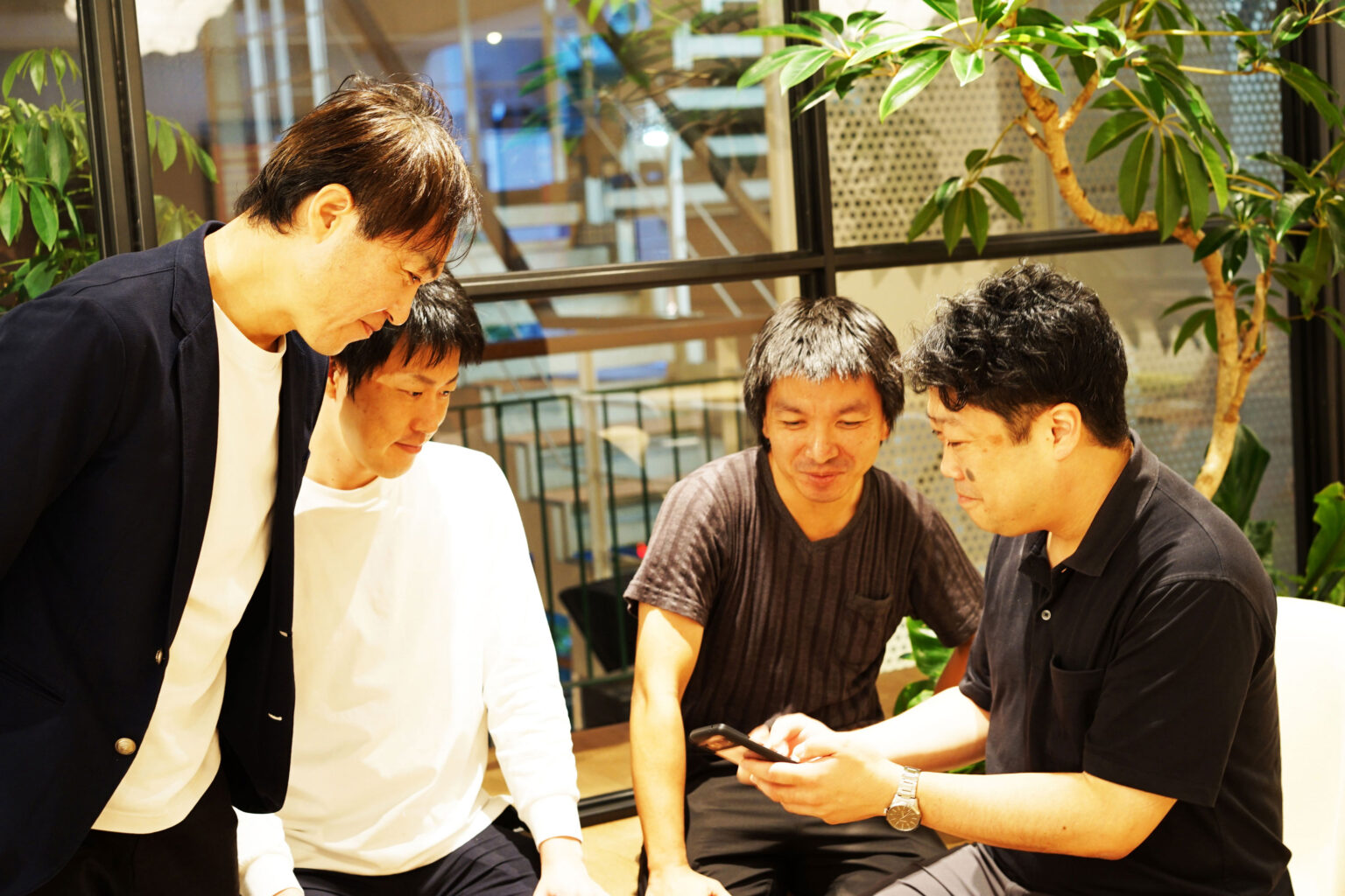 ともに助け合える、CUOREMOは組織の枠を超えた大切なメンバー - 株式会社CUOREMO